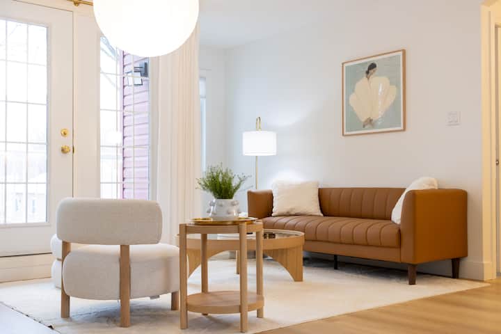 Bright Private Suite Near U Of A - Edmonton