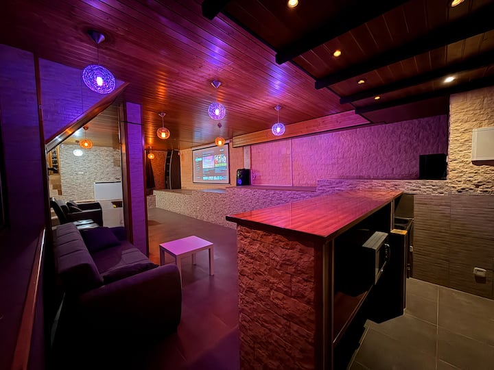 Chalet Cine Disco Karaoke Bar Ideal Familiasgrupos - Arganda del Rey