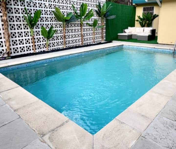 Carnival Retreat Luxury 4br Home W/private Pool - Port of Spain