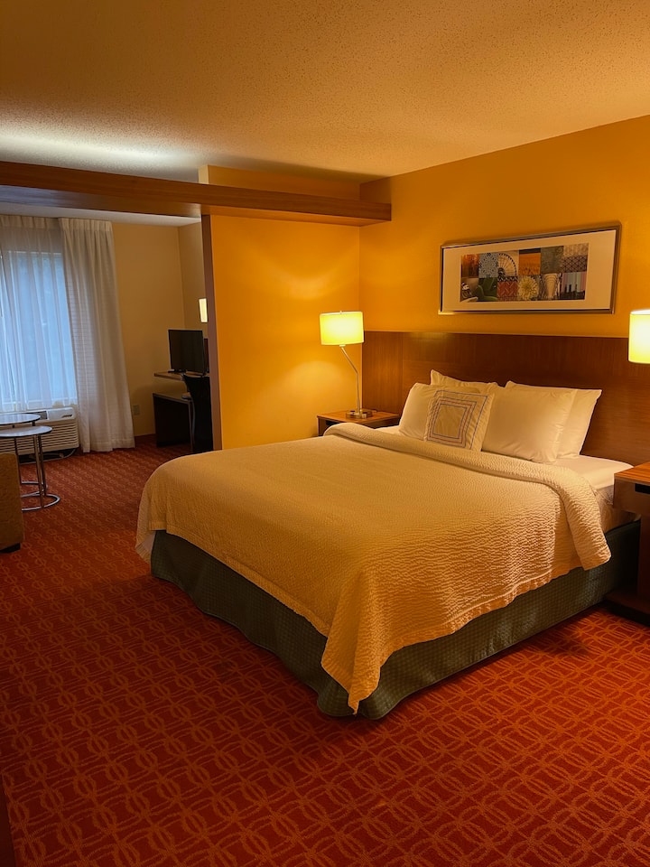 A Great Stay In Chambersburg With Beautiful Rooms! - Chambersburg, PA