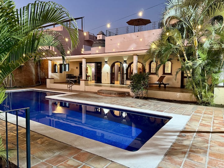 Spacious House With Pool. 2 Blocks To The Beach - Bucerias