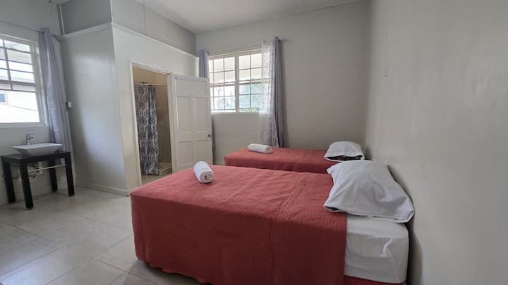 4 Bedroom Apt B - Bridgetown