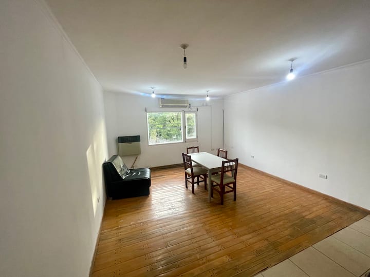 Departamento Céntrico. Cerca Del Anfiteatro - Colonia Caroya