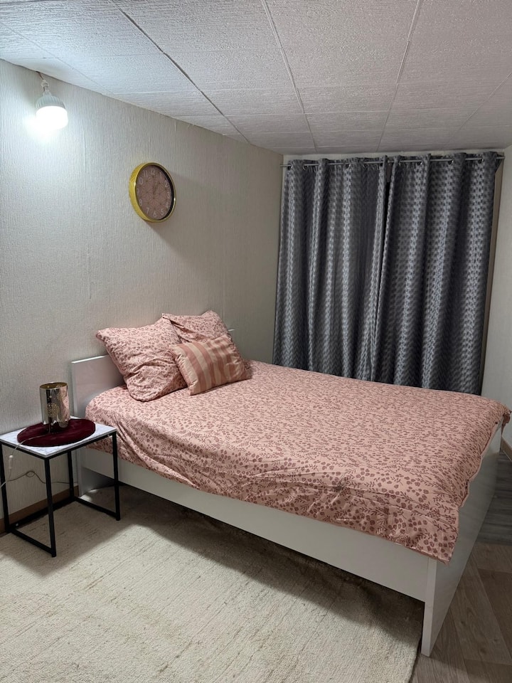 Charmante Petite Maison Avec Jardin. - Drancy