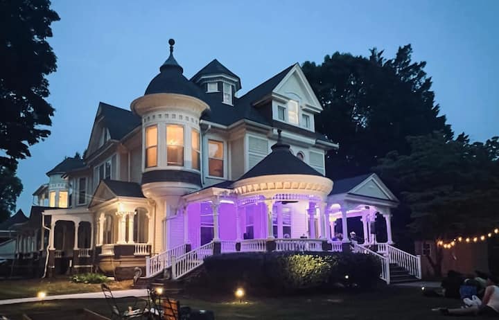Garden Apartment In Roland Park, Victorian Mansion - Baltimore, MD