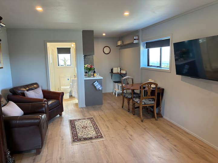 Enjoy The Panoramic View Of Hunters Hills - Waimate