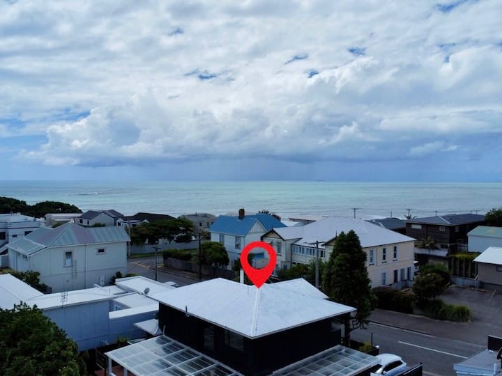 Great Central Spot - 150m To The Coastal Walkway - Taranaki