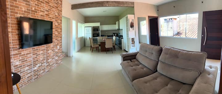 Casa Confortável 1 Km Da Praia Central De Garopaba - Garopaba