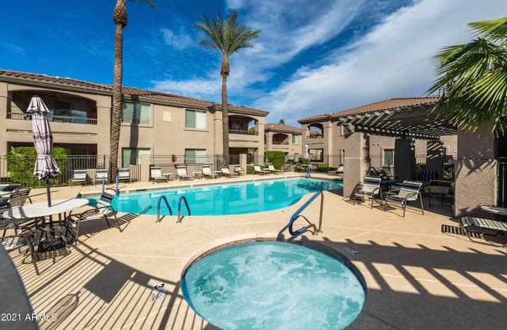 Fountain Hills 2br Condo W/ Pool + Clubhouse - Fountain Hills, AZ