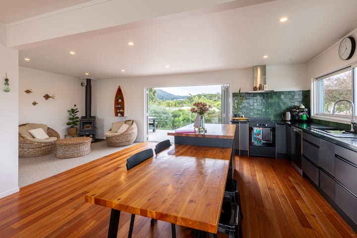 Coastal Escape - Pauanui