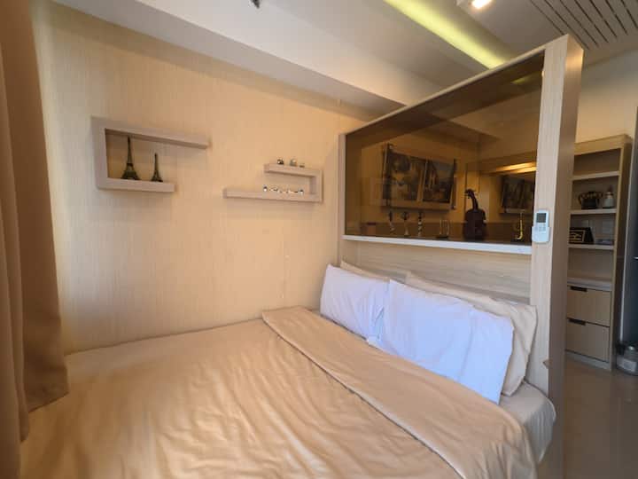 Double Standard Room By Shore Residences - Pasay