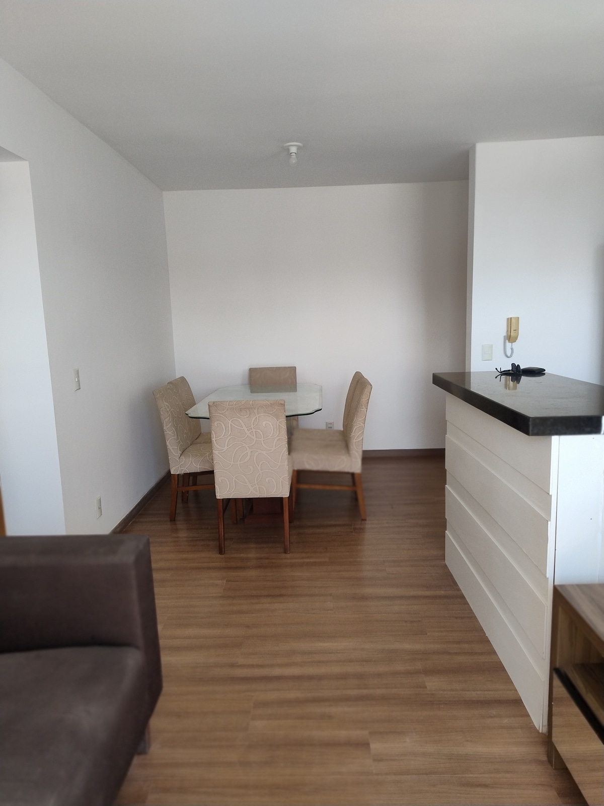 Apartment near the beach, condominium with swimming pool - Flats for ...