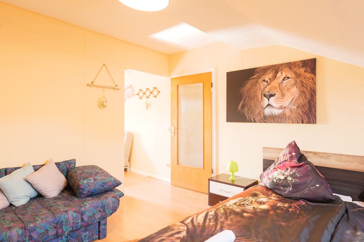 · 3 Bedroom Apartment – Savanna Lodge Deluxe · - Duisbourg