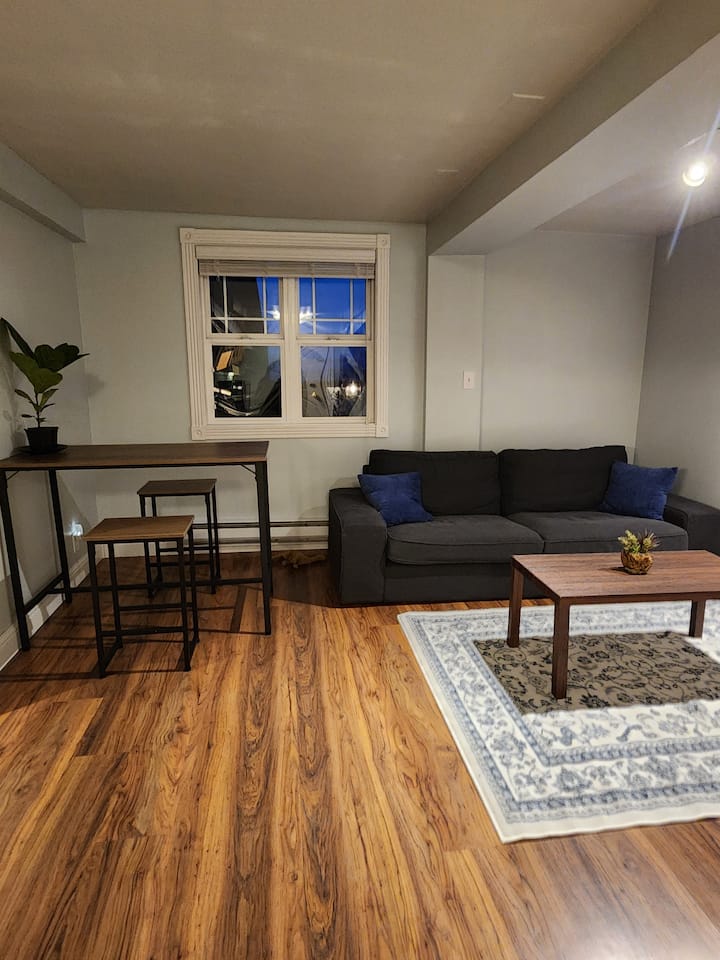 Ketchikan Apartment - Ketchikan, AK