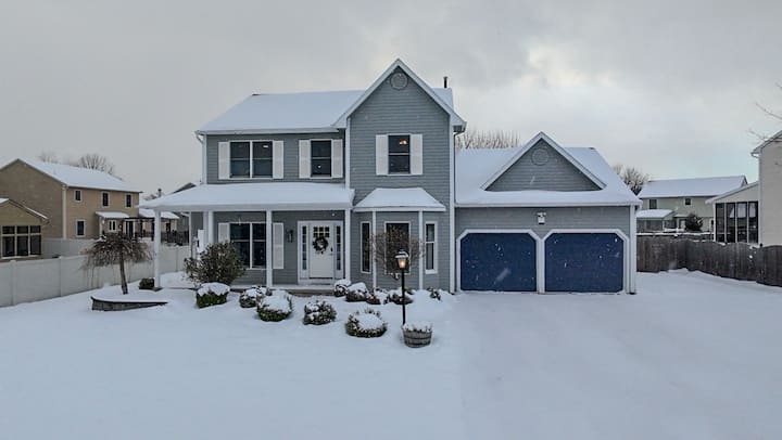 Picnic On Pinwheel - Cazenovia, NY
