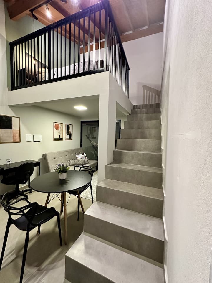 Loft5 L Charmoso, Mezanino, No Coração Da Cidade - Tubarão