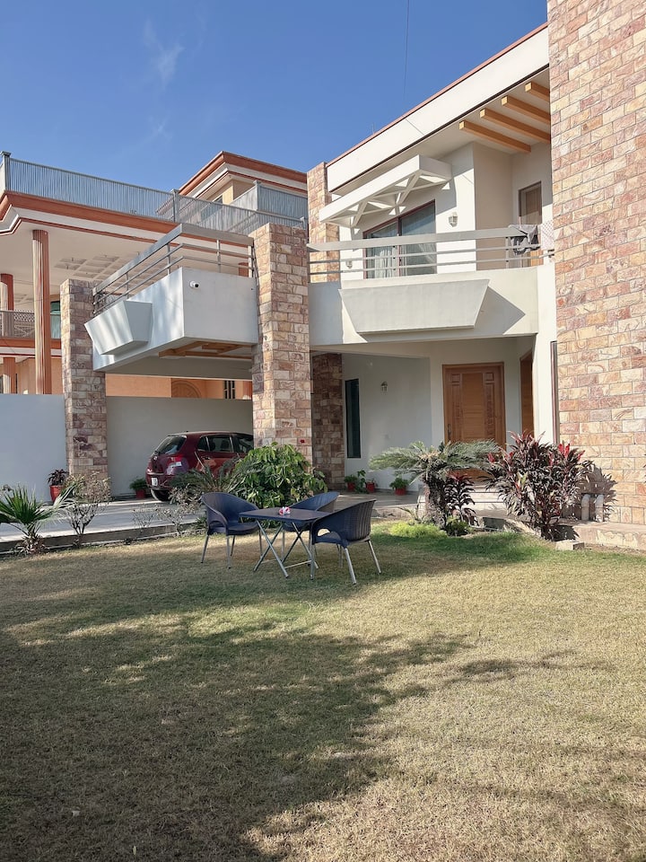 Attock Koti-family Stay-6br-wifi-overseas Guests - 巴基斯坦