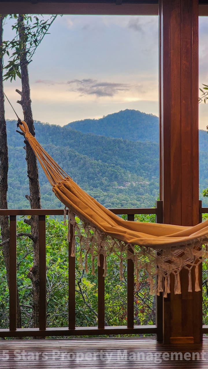 Epic Mountain Panorama: Inspiration & Serenity - Ko Pha-ngan