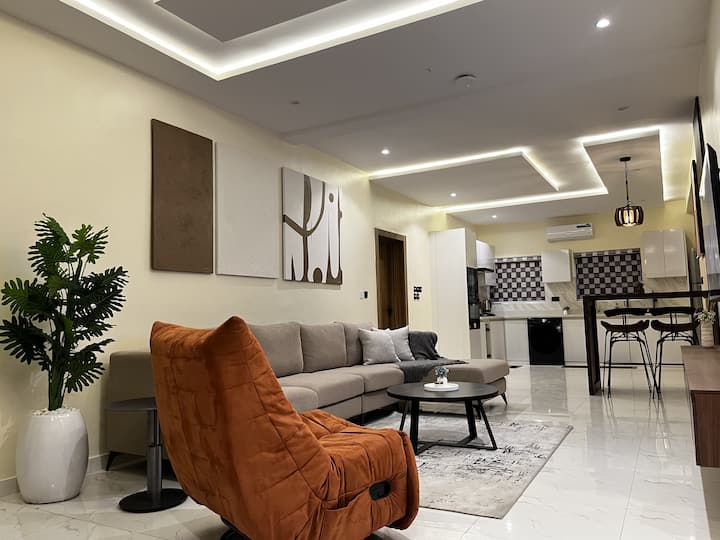 Modern, Cozy 2br | 24/7 Power + Fiber Wifi Lekki 1 - Lagos