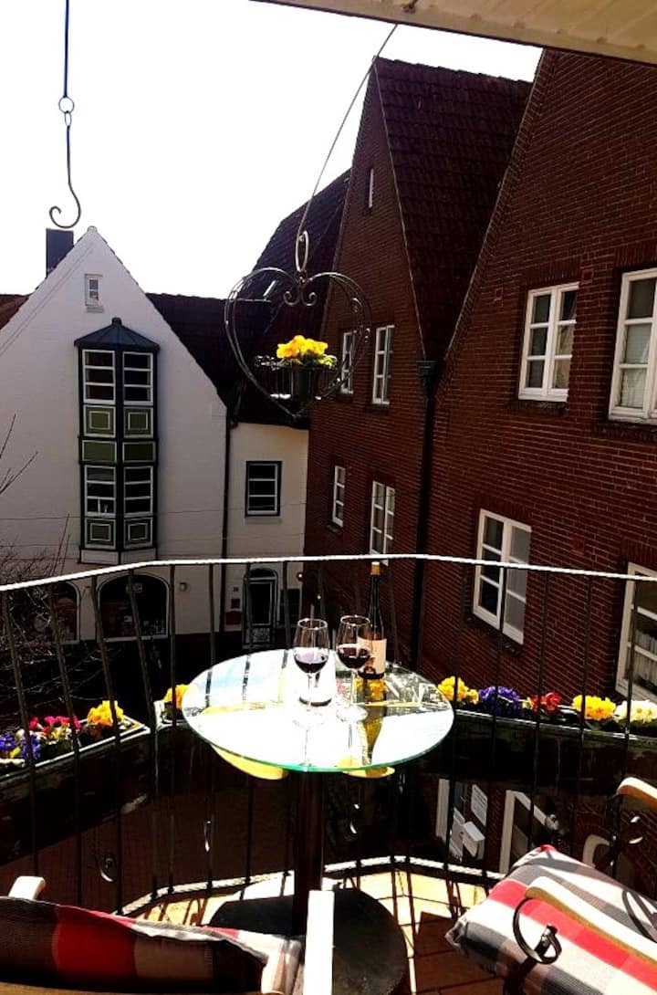 Innenstadt 1 Min • Ruhig • Balkon • Parkplatz - Husum