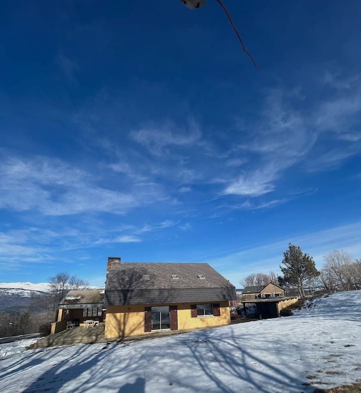 Maison Arborée Au Calme - Saillagouse