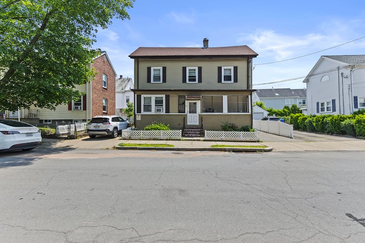 Cozy&spacious 6br Home In Newton + Parking - Concord, MA