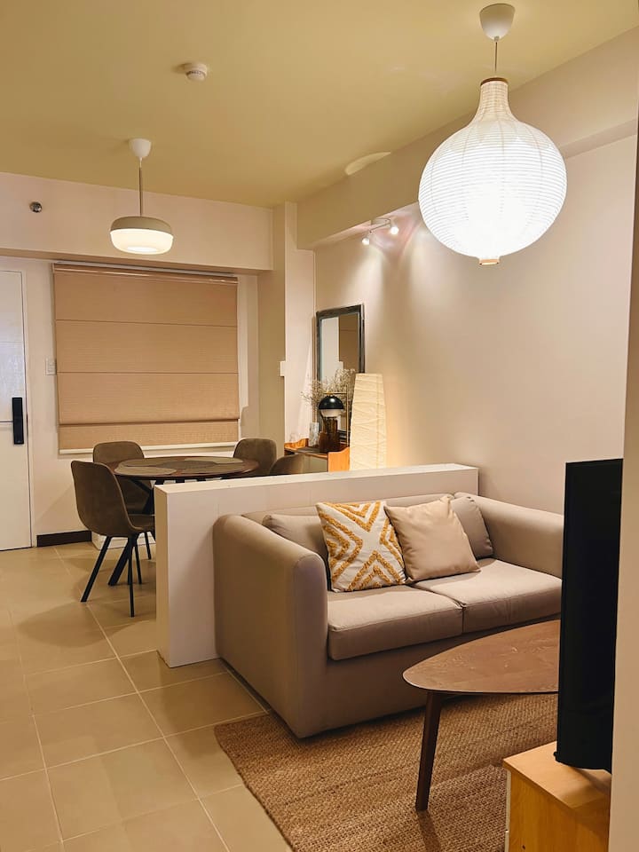 2br Muji-inspired Kapitolyo Staycation | Near Bgc - Pasig