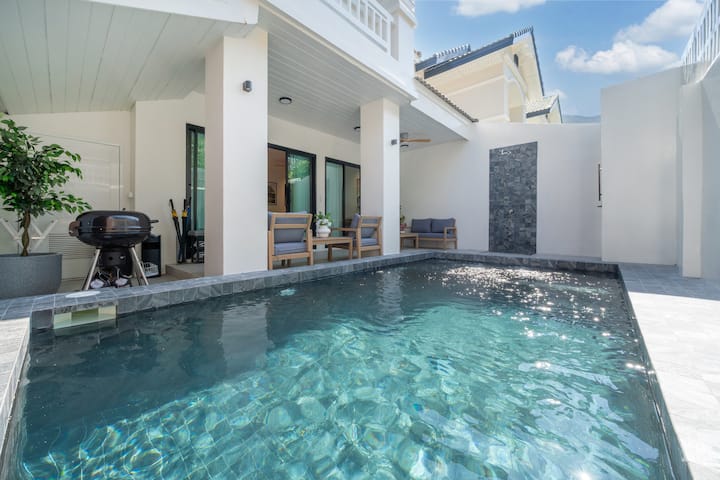 Patong Villa 5br Shortwalk To Beach Sleep 13 - Patong Beach