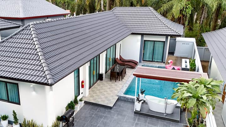 วิลล่าใน Ao Nang
Yoona Luxury Pool Villa - Ao Nang