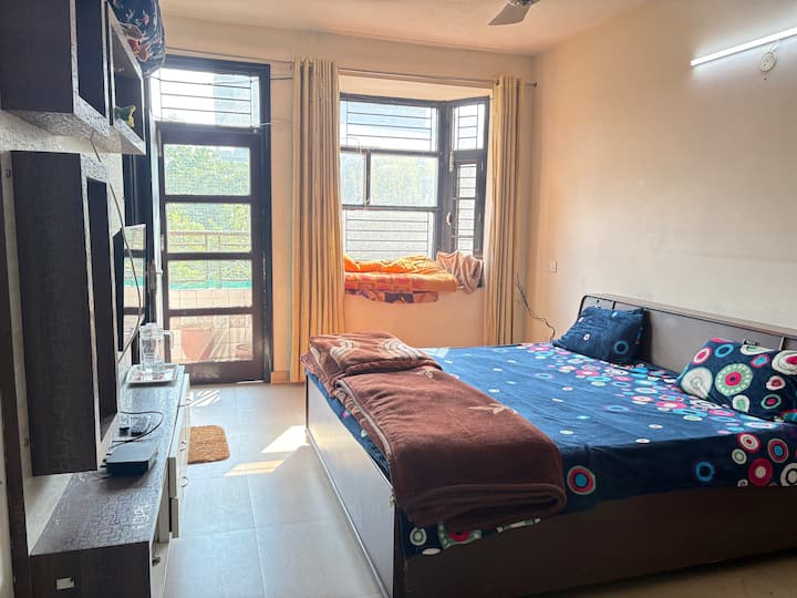 Anna's Homestay | Peaceful & Secure Stay - Chandigarh
