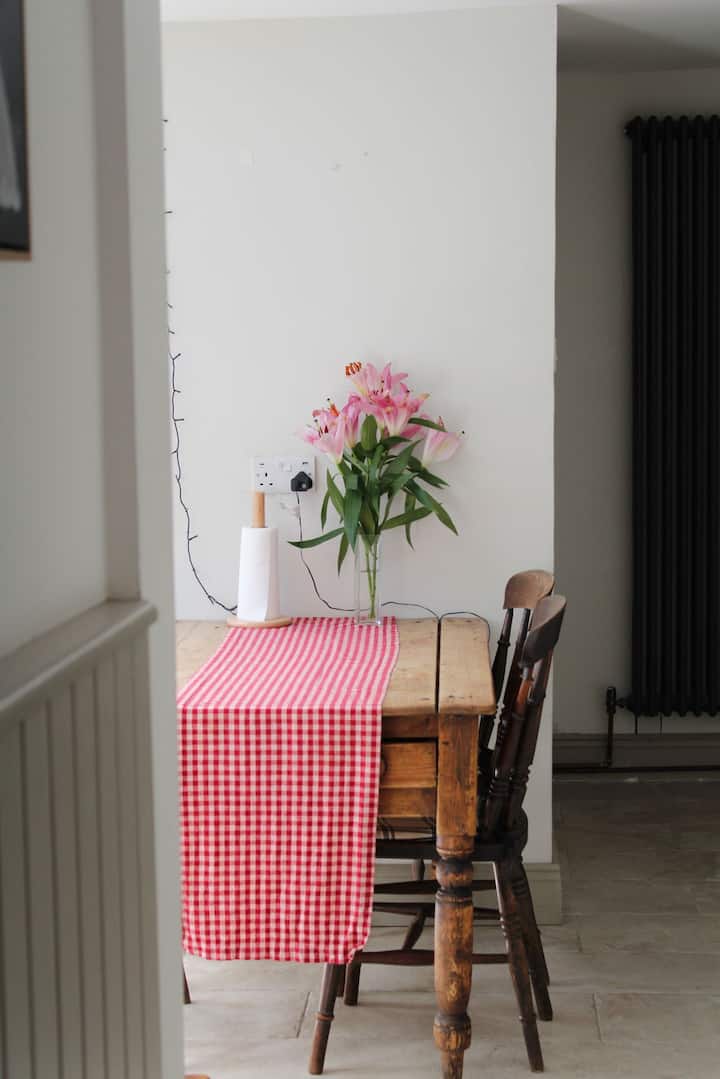 Charming Stoneybatter Cottage - Dublin