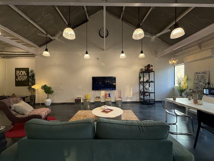 Bombay Loft House - 2bhk In Fort - 印度