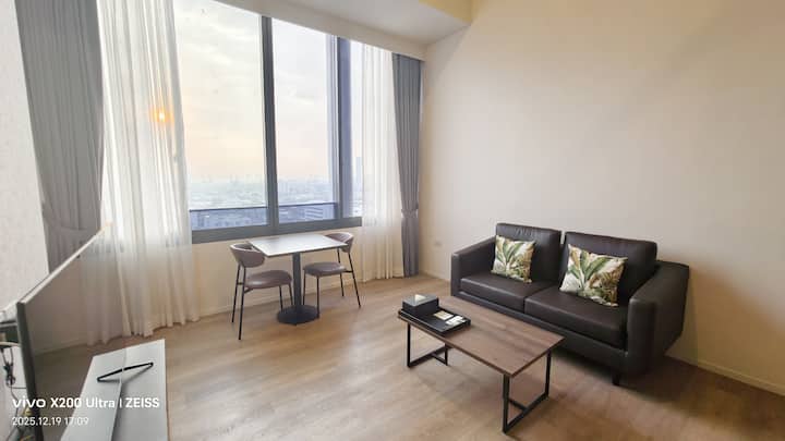 月租优惠！S87 一卧Loft公寓泳池gym/送接机/近地铁/直通市中心 - Phra Khanong