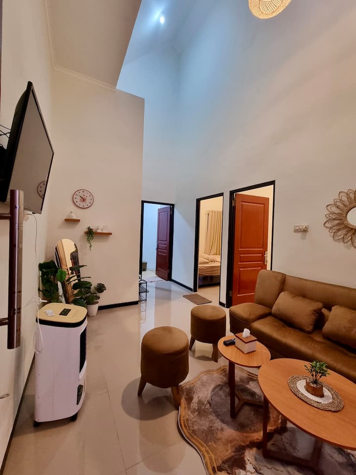 Villa Yora (Malang & Batu) - Malang