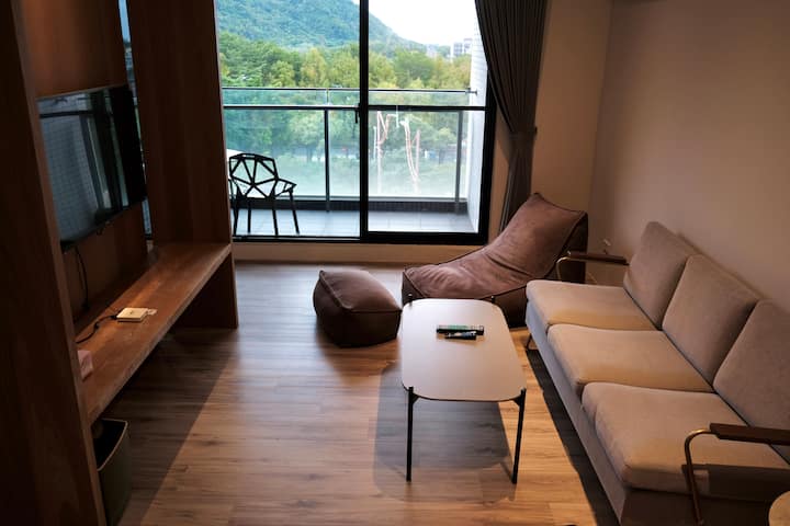 簡約木質調、附Ps5遊戲機 (寵物友善、充電車位) - 礁溪鄉