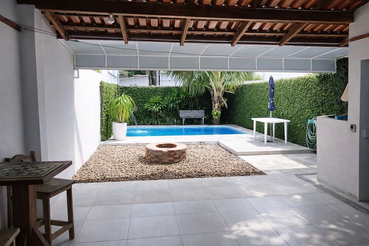 Sobrado Com Piscina | Beto Carrero • Praia • Bc - Navegantes