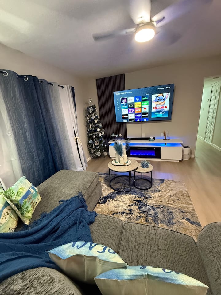 #29 Home Near Clearwater Beach W/jacuzzi - Clearwater, FL