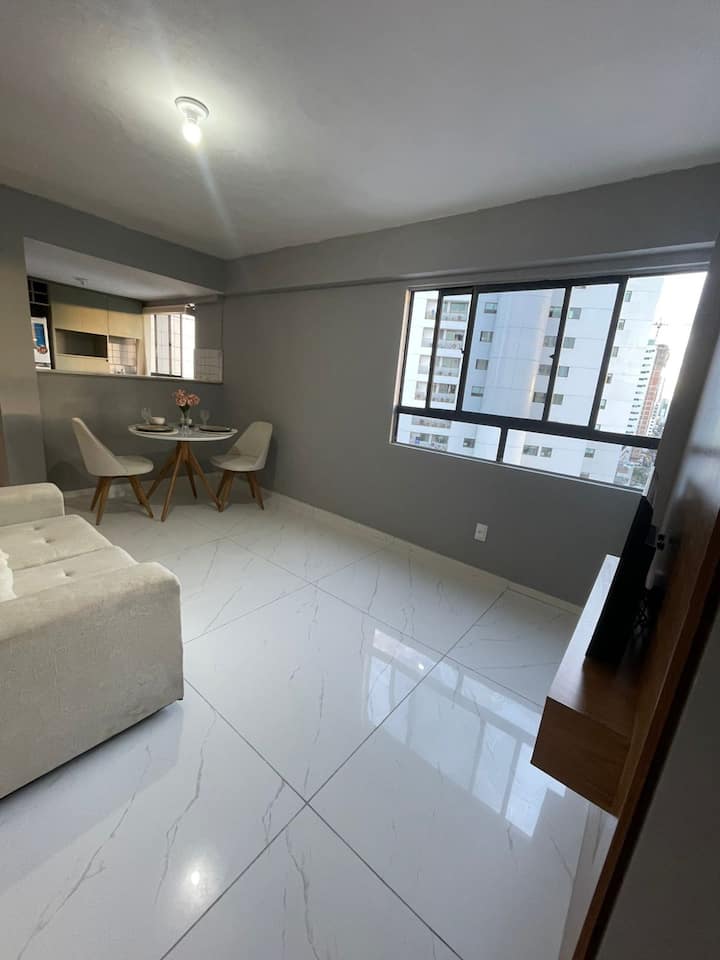 Flat 38 M² A 200m Da Praia
Com áRea De Lazer - Recife
