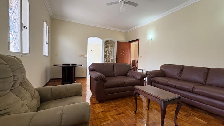 Casa Perto Usp Centrinho. 3qt. Garagem, Wifi E Ar - Bauru