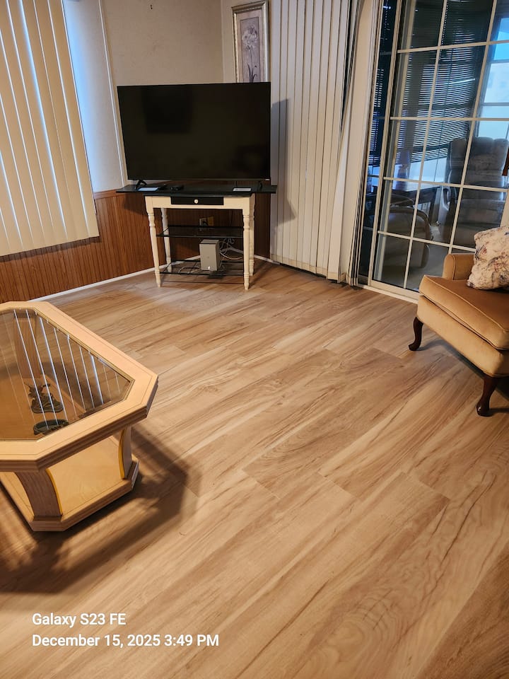 Sunset On The Juliet - Lake Clay, FL