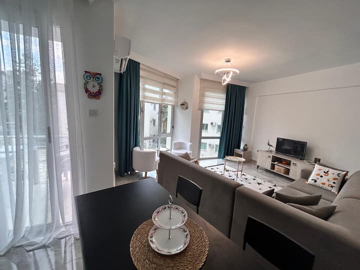 Rocks_lesa_savoya Eşit Yakınlıkta ,Konforlu Tatil. - Girne