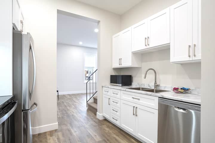 2 Bedroom Stylish Urban Loft Downtown - St. Thomas