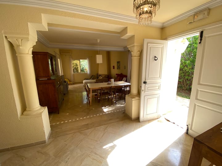 Villa De Charme Proche Du Golf De Tabarka - Tabarka