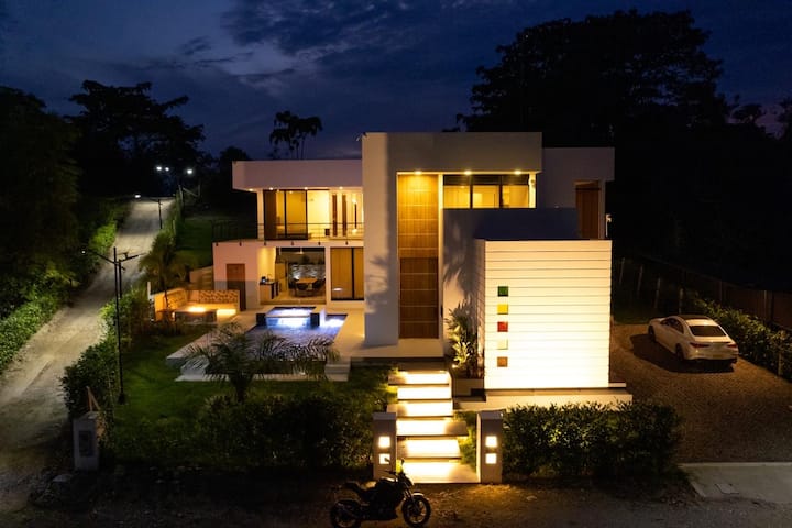 Casa Campestre De Lujo, Carmen De Apicala - Carmen de Apicalá