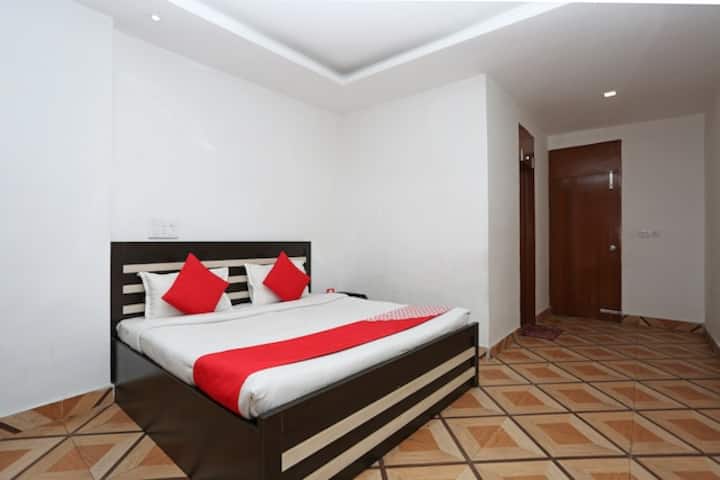 The Ashoka Hotel Deluxe Ac Room - Bareilly