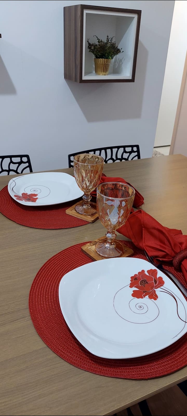 Apto Mobiliado, Piscina E Garagem - Barretos