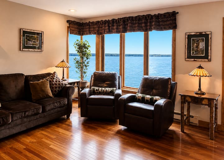 Steps To Lake Winnipesaukee | Waterfront Community - Lake Winnipesaukee, NH