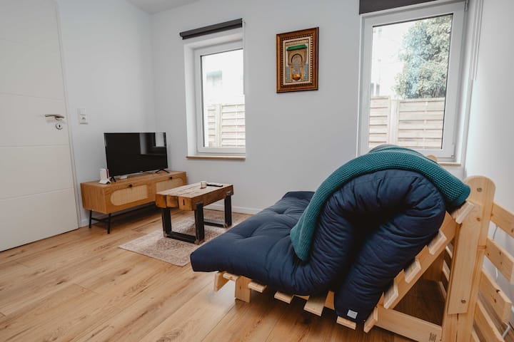 Neu & Voll Möbliertes Apartment Nahe Der Elbe - Sachsen-Anhalt