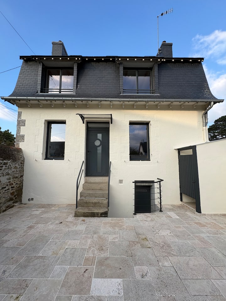 Maison Située à Binic à Proximité De La Plage. - Binic