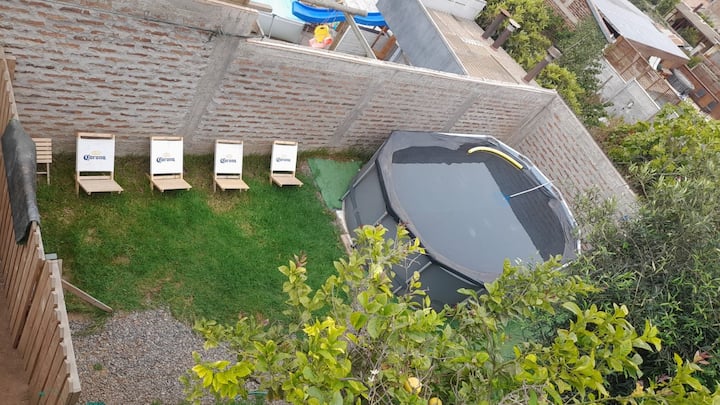 Casa 2 Pisos Vista Al Mar Con Piscina - San Antonio, Chile